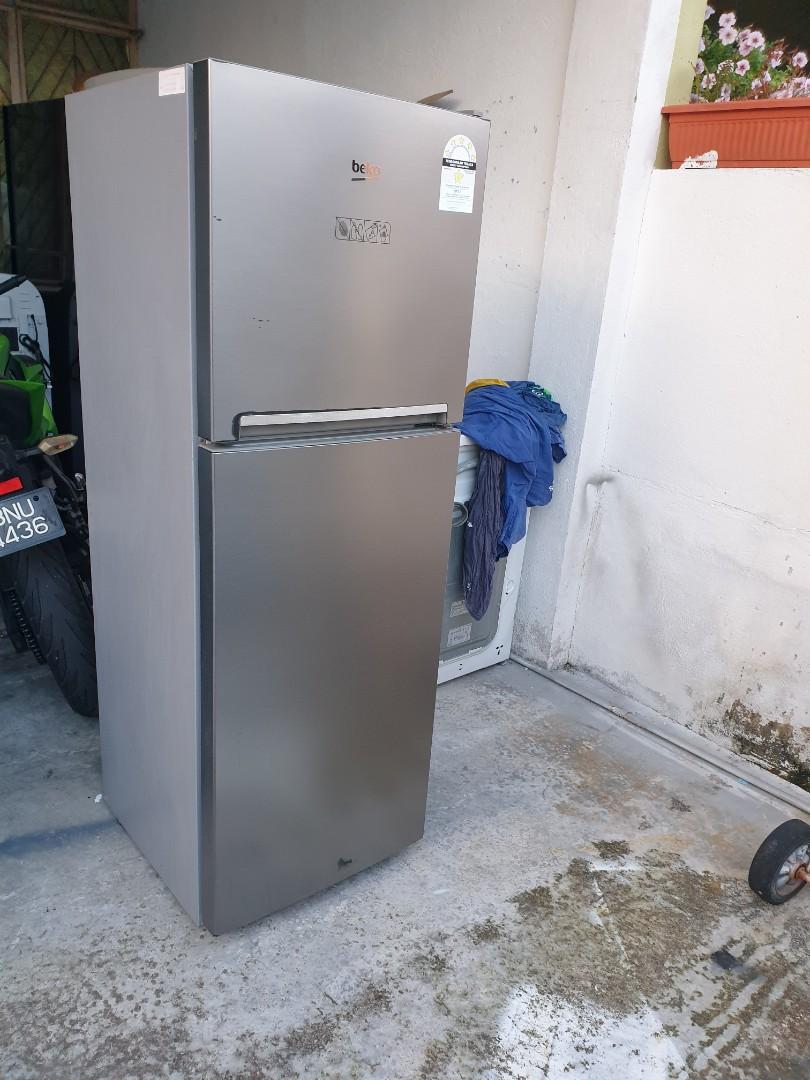 Used beko 2 doors fridge 250L, refrigerator peti sejuk peti ais, good ...