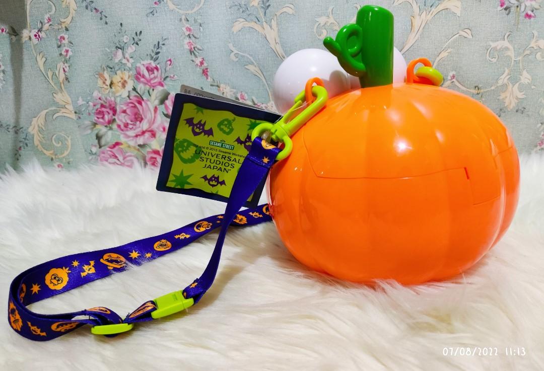 USJ Elmo Halloween Popcorn Bucket, Hobbies & Toys, Toys & Games on ...