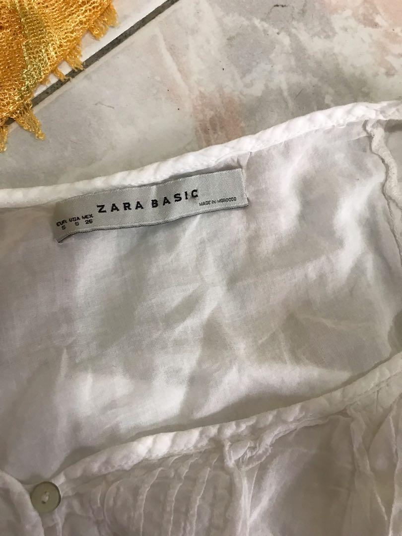 Zara Basic White Top, Women's Fashion, Tops, Blouses on Carousell