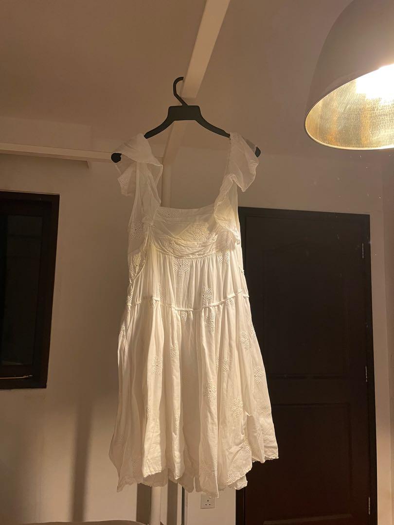 Aritzia Sunday’s Best Ebb Dress in White, Women's Fashion, Dresses ...