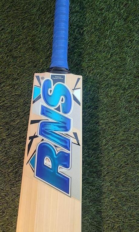 RNS Larsons Cricket Bat, Sports Equipment, Other Sports Equipment and ...