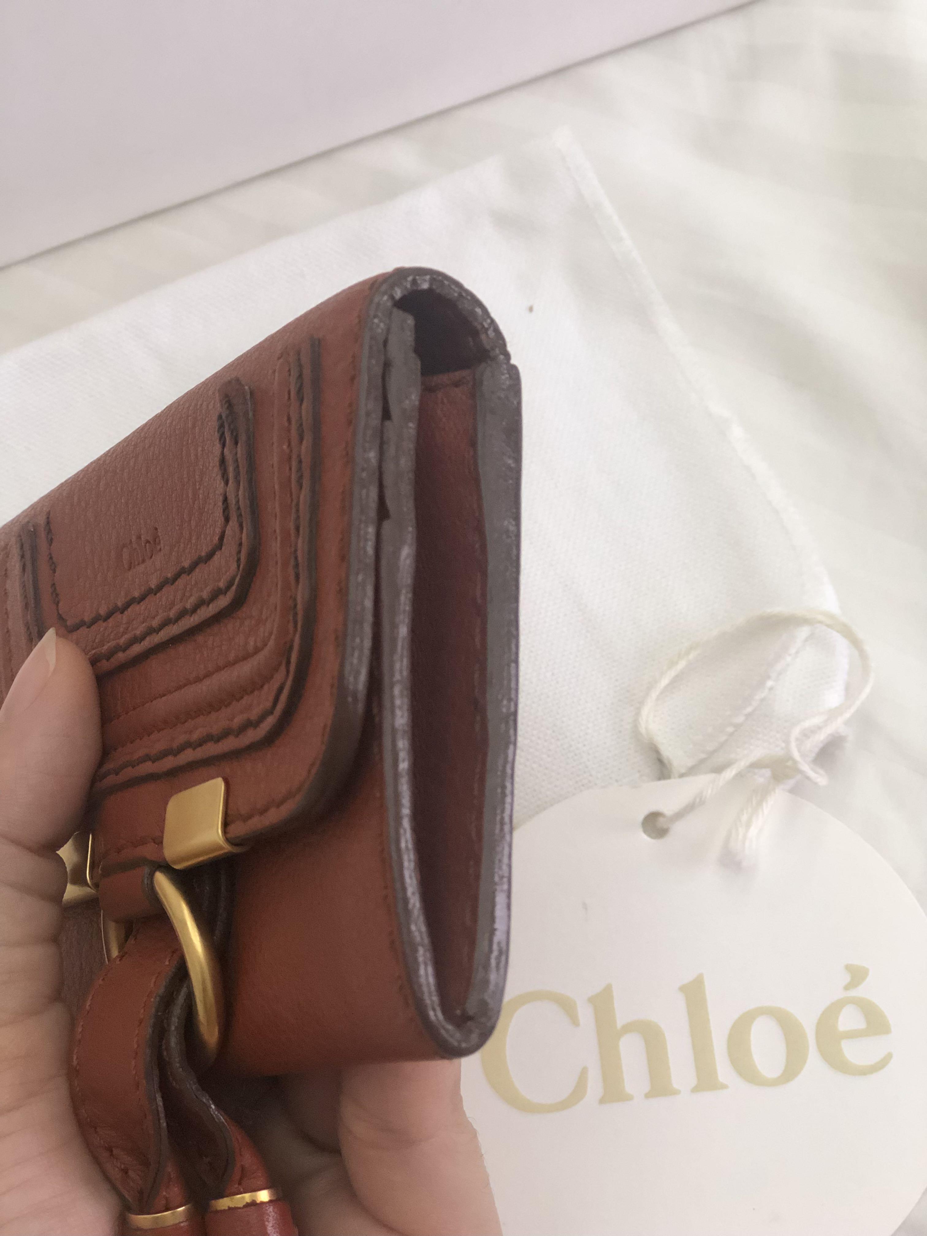 Chloe Card Case Complete inclusion, Luxury, Bags & Wallets on Carousell