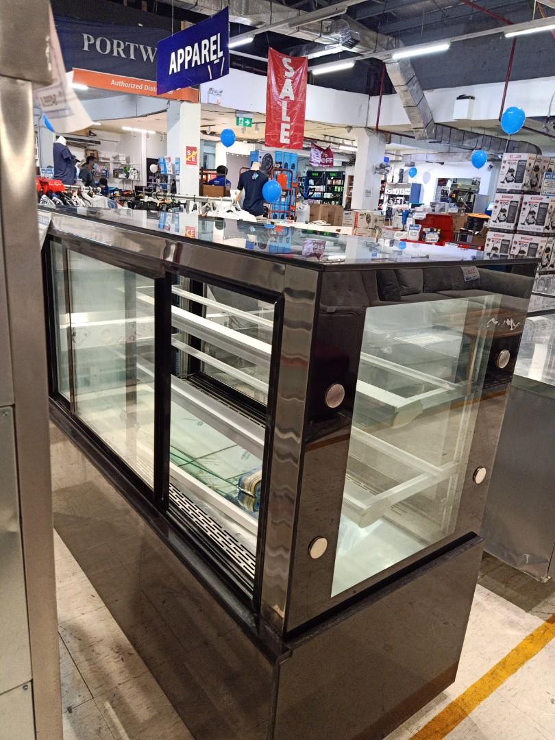 Display showcase chiller, TV & Home Appliances, Kitchen Appliances ...