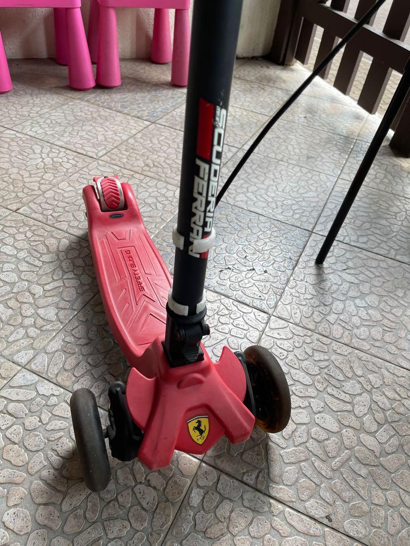 Ferrari Scooter, Sports Equipment, Sports & Games, Skates, Rollerblades ...