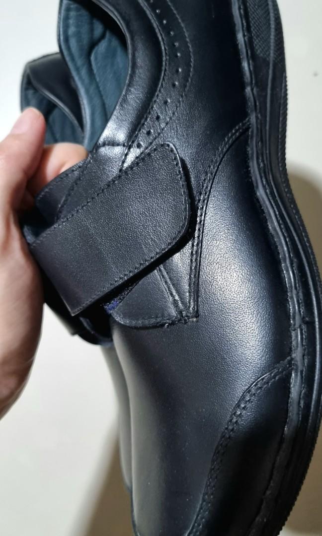 Hardy Togs school shoes size 36, Men's Fashion, Footwear, Casual Shoes ...