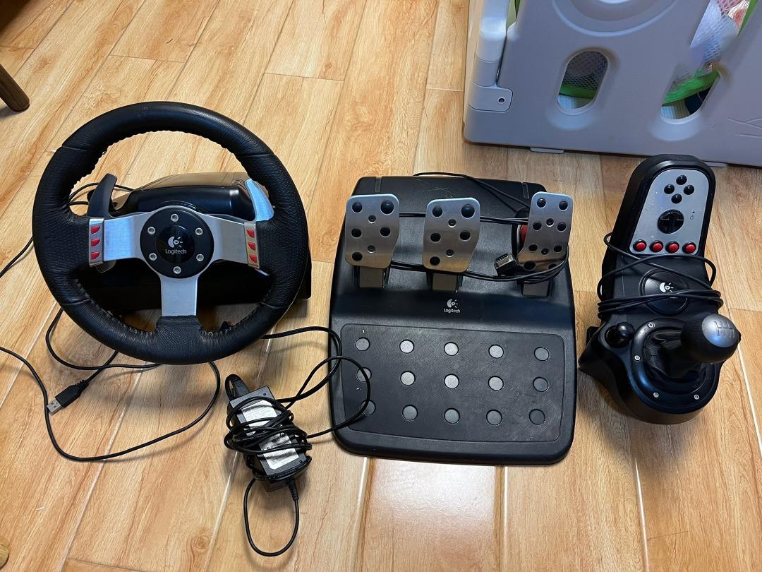 Logitech G27 Steering Wheel with Pedals and Gear Shifter, Video Gaming ...