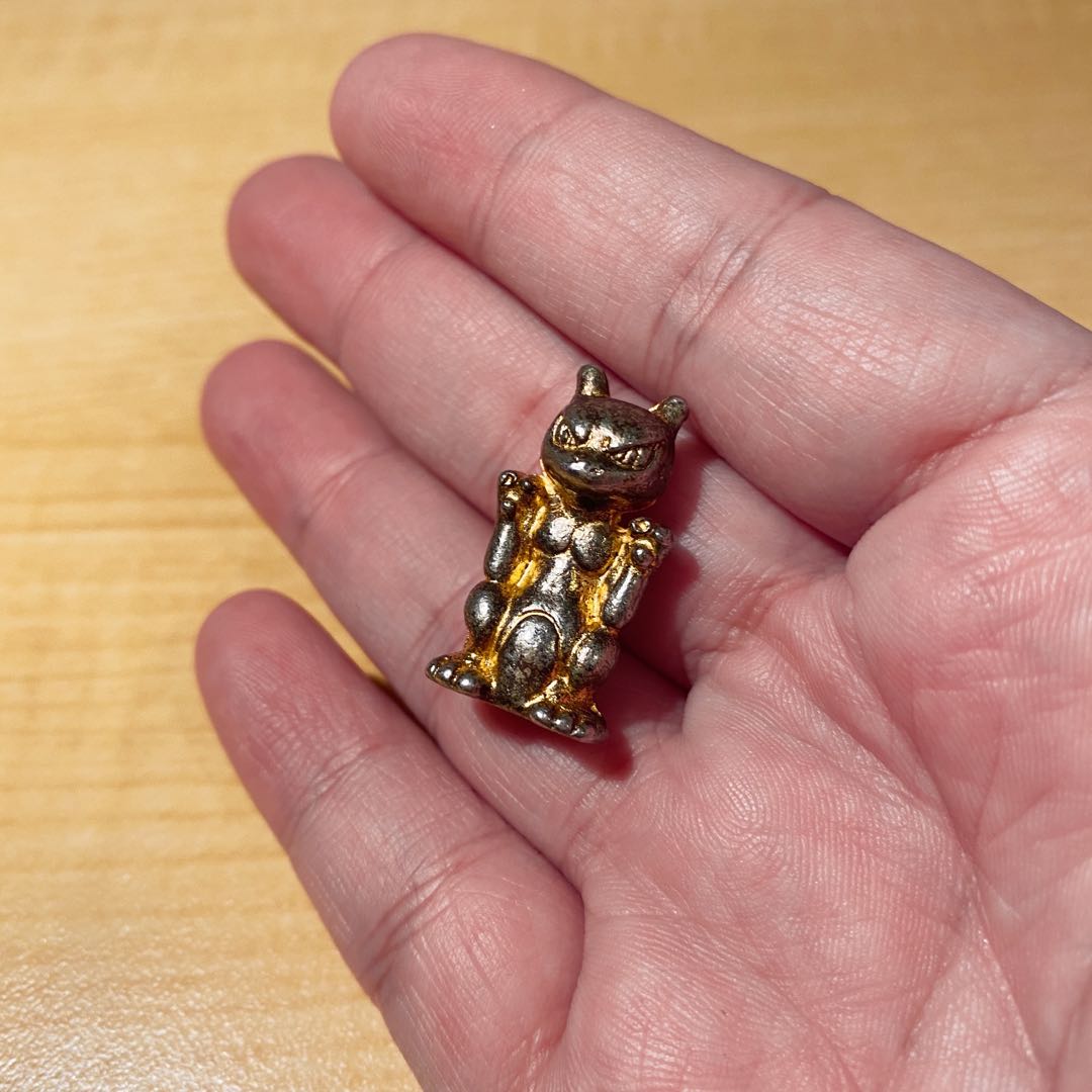 Mewtwo metal toy mini, Hobbies & Toys, Toys & Games on Carousell