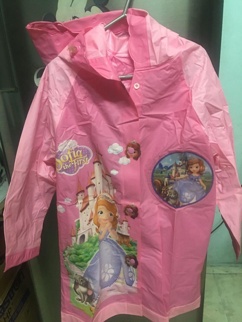 Sofia The First Raincoat, Babies & Kids, Babies & Kids Fashion on Carousell
