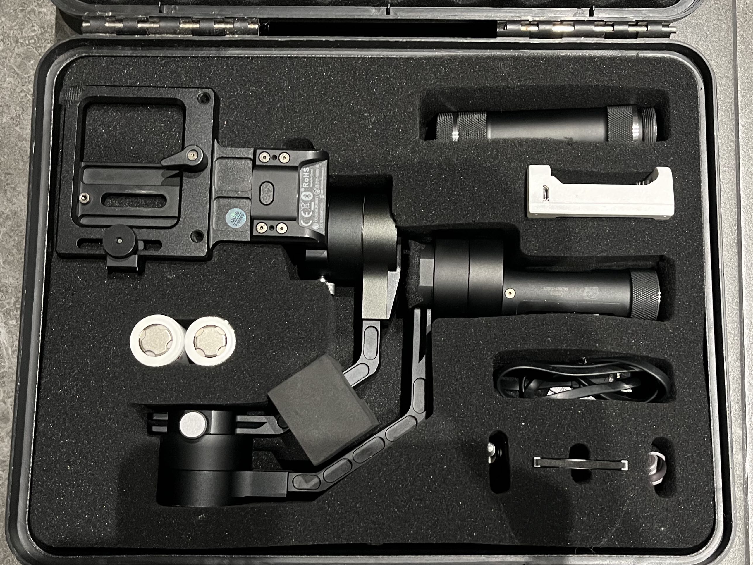 Zhiyun Crane V2, Photography, Photography Accessories, Gimbals ...