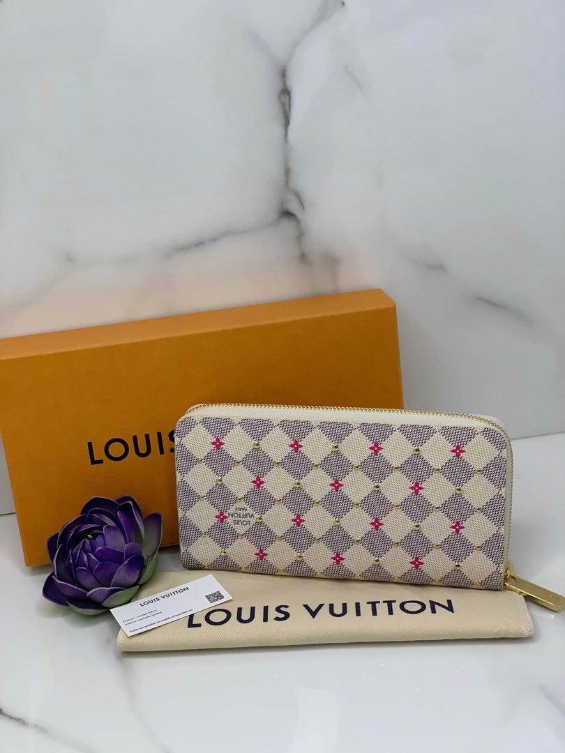 Zippy azur wallet BN complete micro, Luxury, Bags & Wallets on Carousell