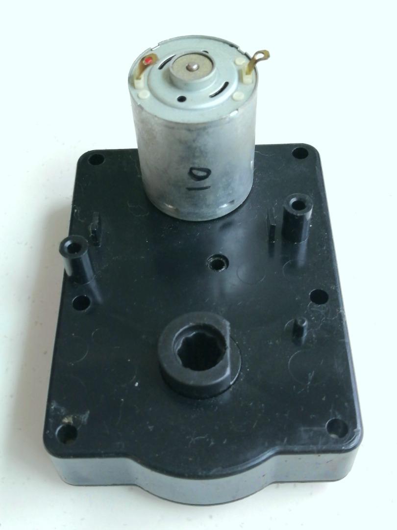 3 for $10. 12V 24V DC Gear Motors Bi-directional 5 rpm, 10 rpm, 20 rpm ...