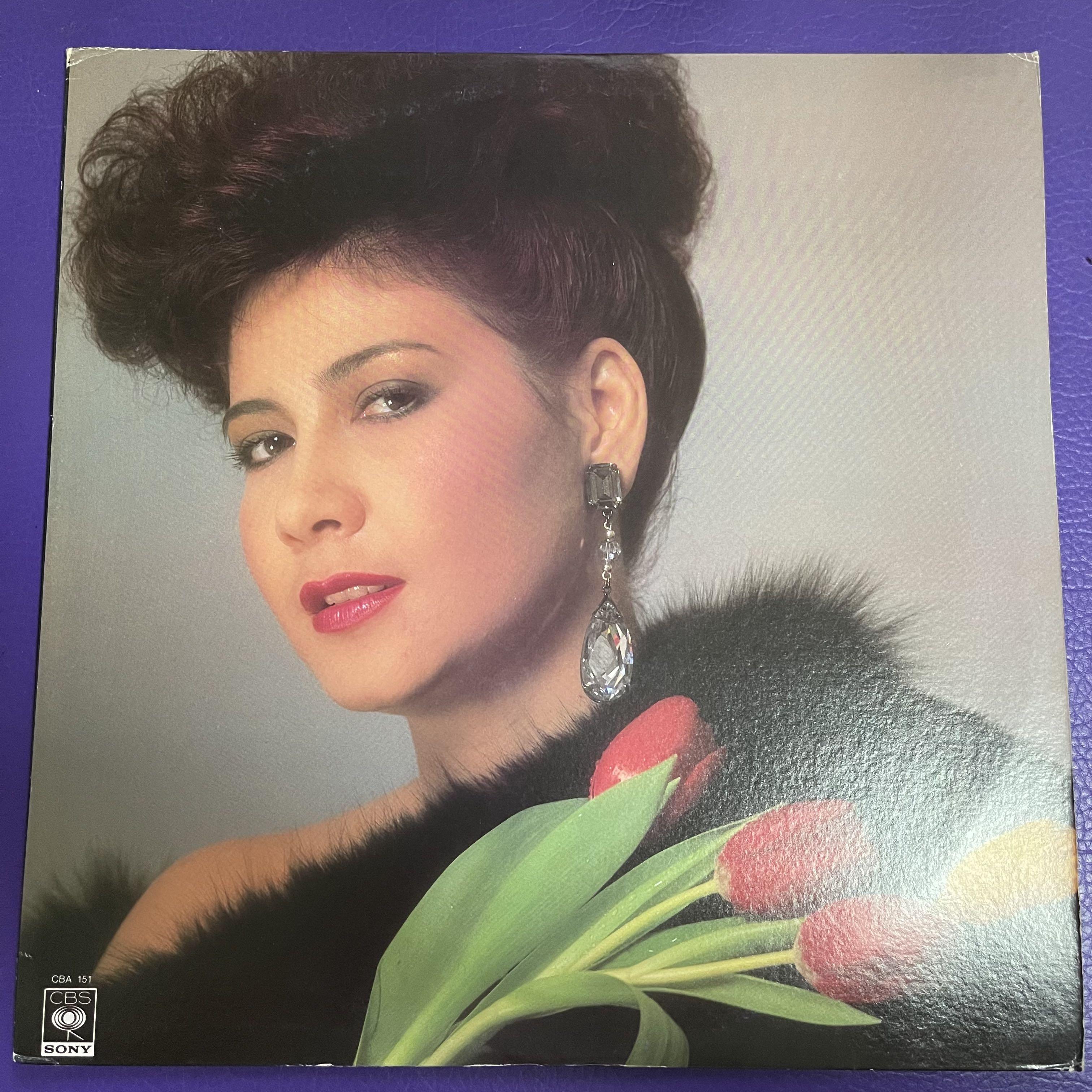 黑膠唱片 LP 甄妮 JENNY 為你而歌 齊件 有歌紙 舊版(1985), 興趣及遊戲, 音樂、樂器 & 配件, 音樂與媒體 - 黑膠碟 ...