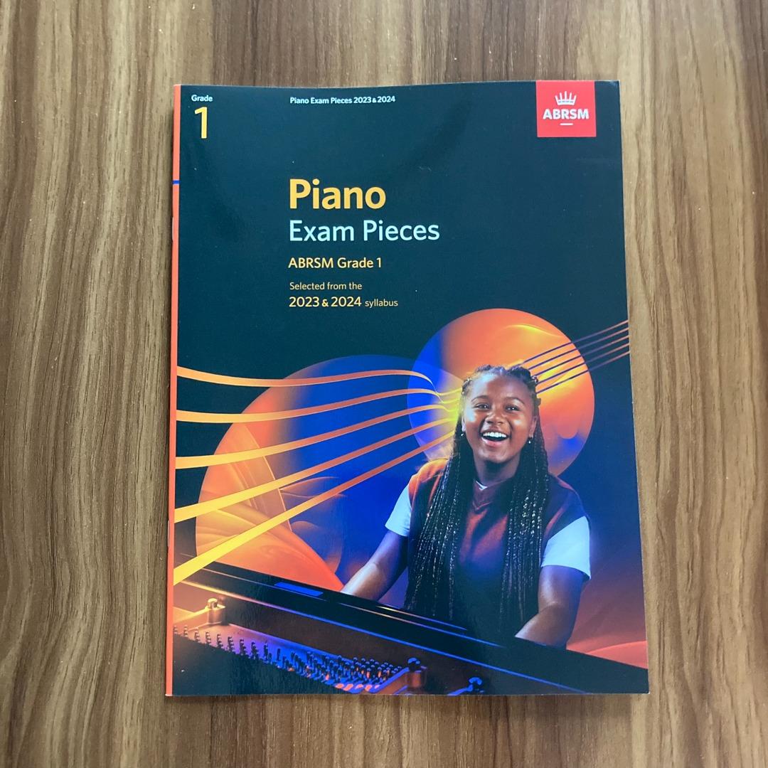 全新ABRSM Grade 1 Piano Exam Pieces 2023-2024, 興趣及遊戲, 書本 & 文具, 教科書 - Carousell