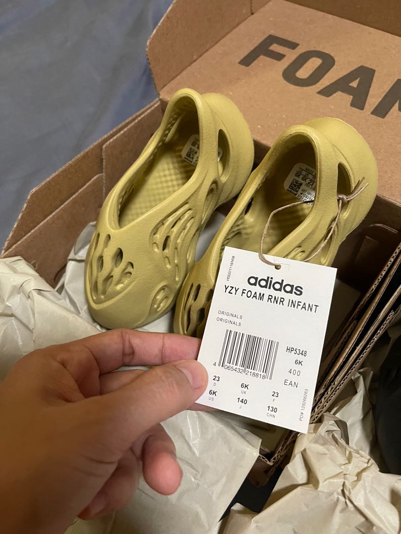 Adidas infant runner foam size 6k, Men's Fashion, Footwear, Sneakers on ...