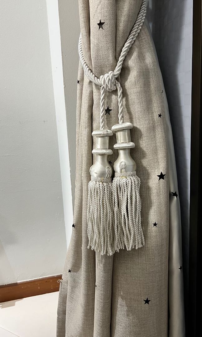 Curtain binder, Furniture & Home Living, Home Decor, Curtains & Blinds ...