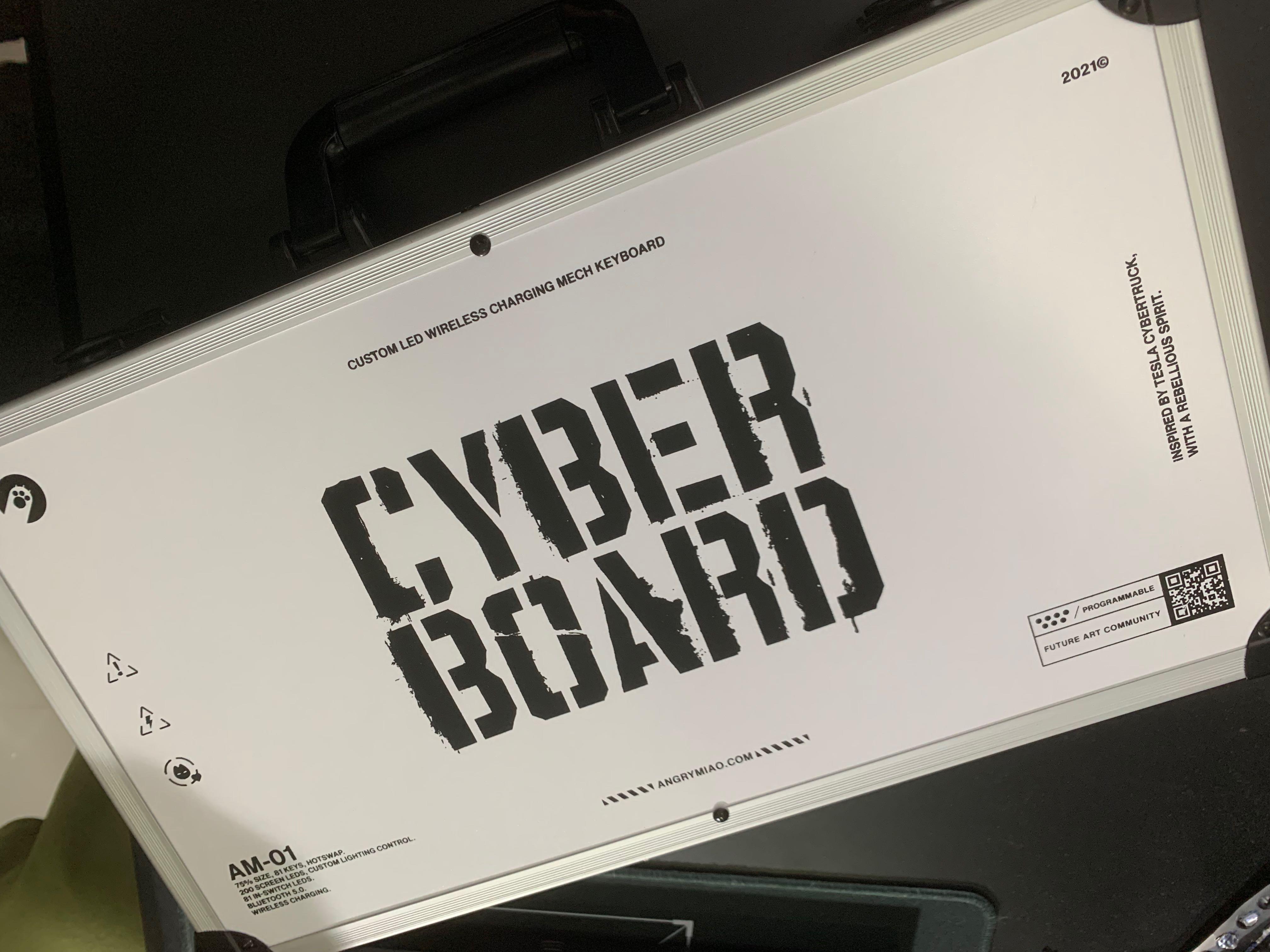 Cyberboard R2 Psychedelic, Computers & Tech, Parts & Accessories ...