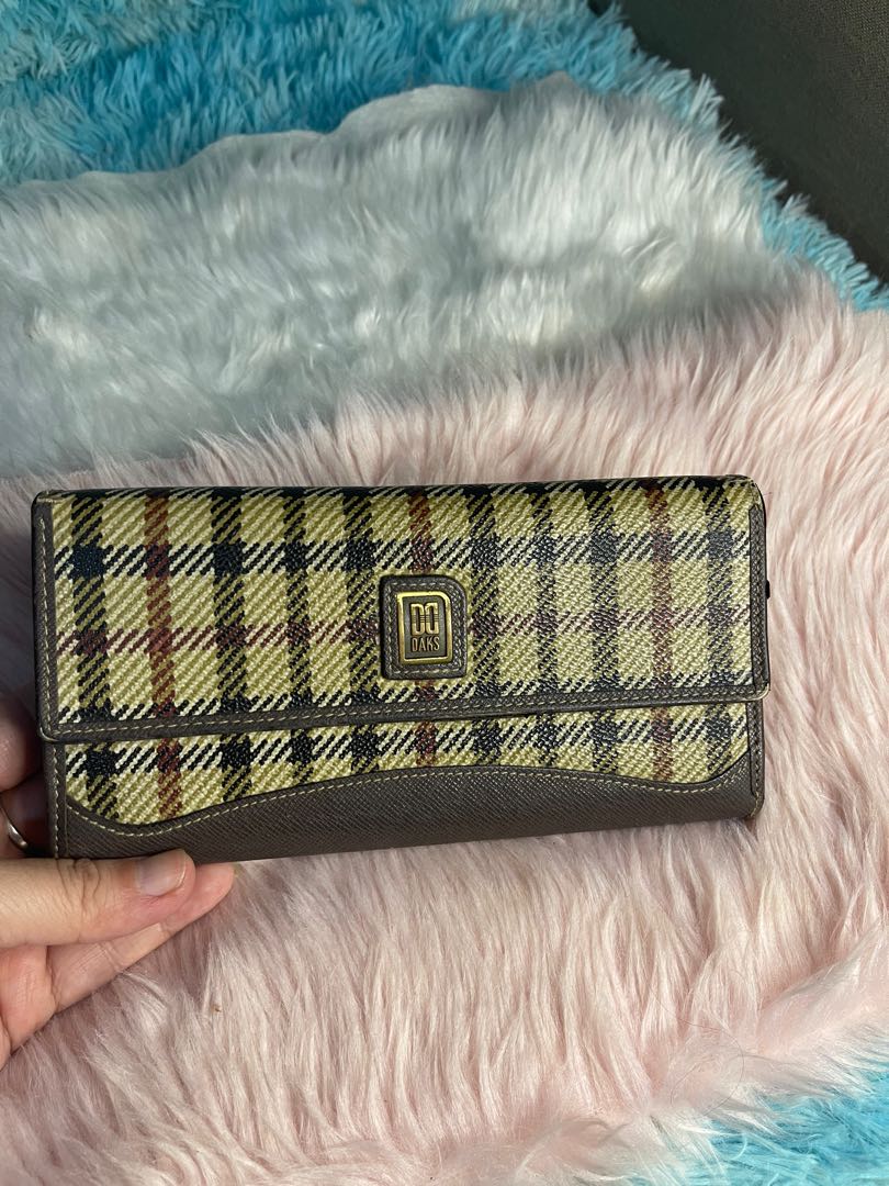 Daks Long Wallet, Women's Fashion, Bags & Wallets, Wallets & Card ...
