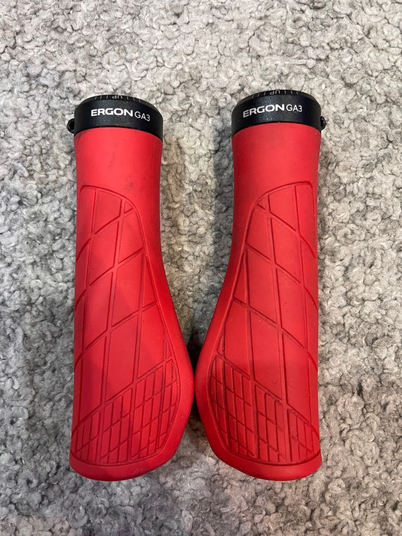 Ergon GA3 grip - red, Sports Equipment, Bicycles & Parts, Parts ...