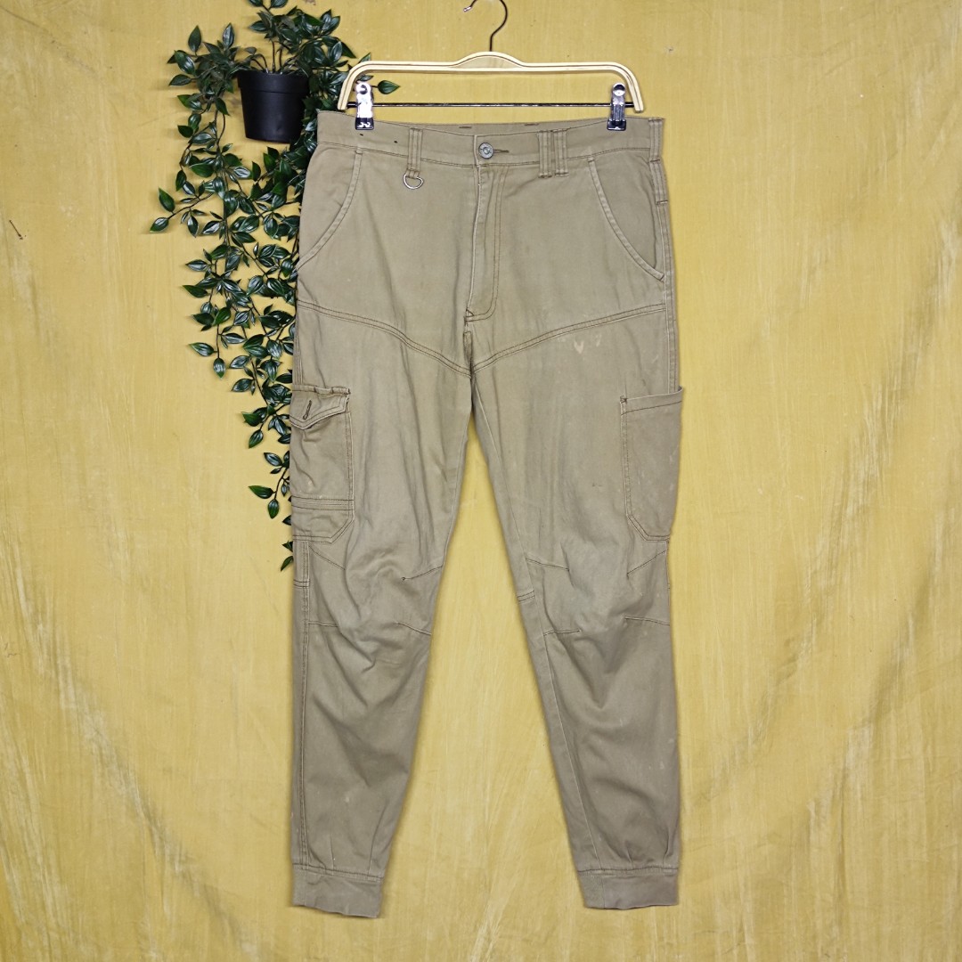 fieldCore cargo, Men's Fashion, Bottoms, Jeans on Carousell