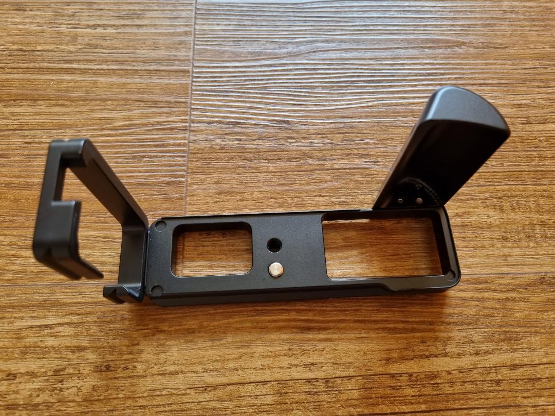 Hand Grip for Fujifilm XT4, Photography, Photography Accessories, Other ...