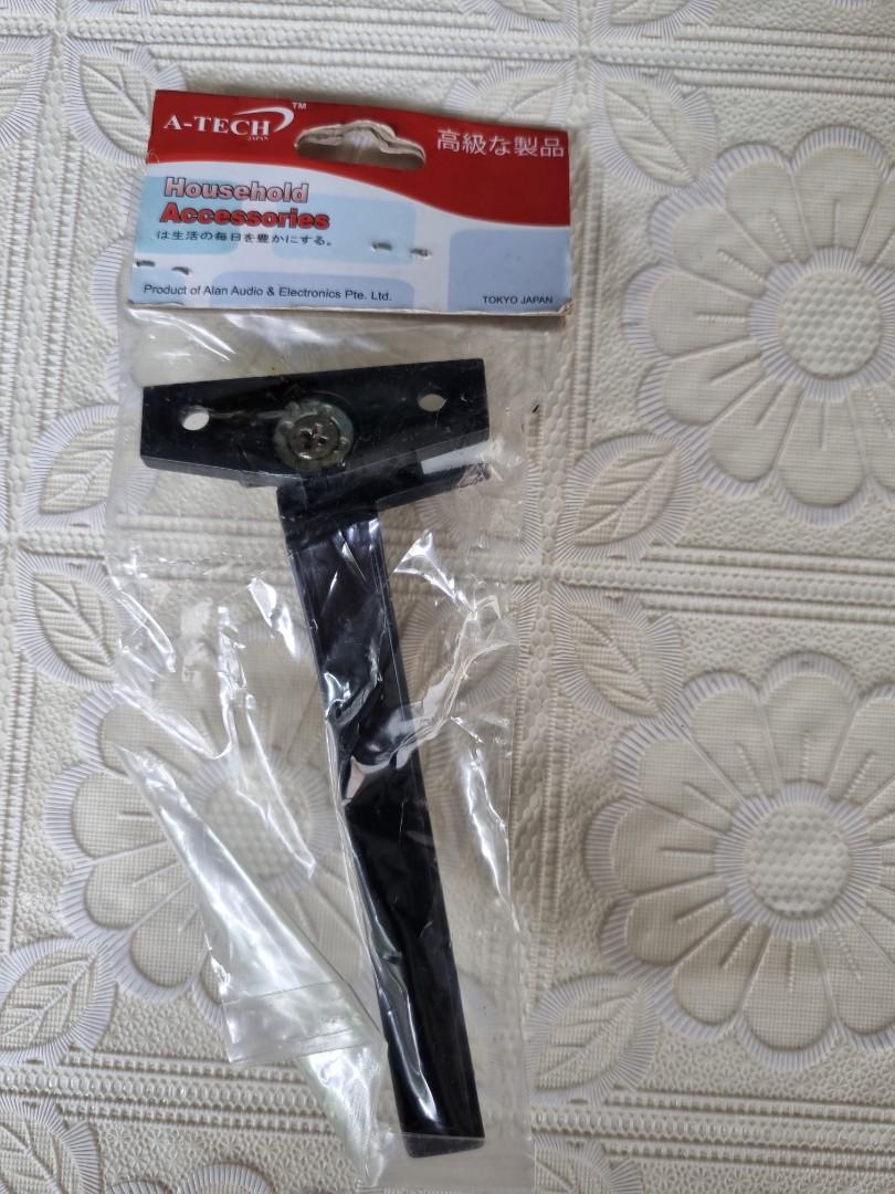 HDB Window Handle, Furniture & Home Living, Home Improvement ...