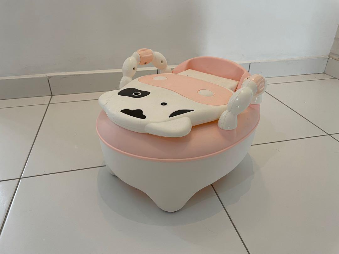 Kids toilet train potty, very new, Babies & Kids, Bathing & Changing ...