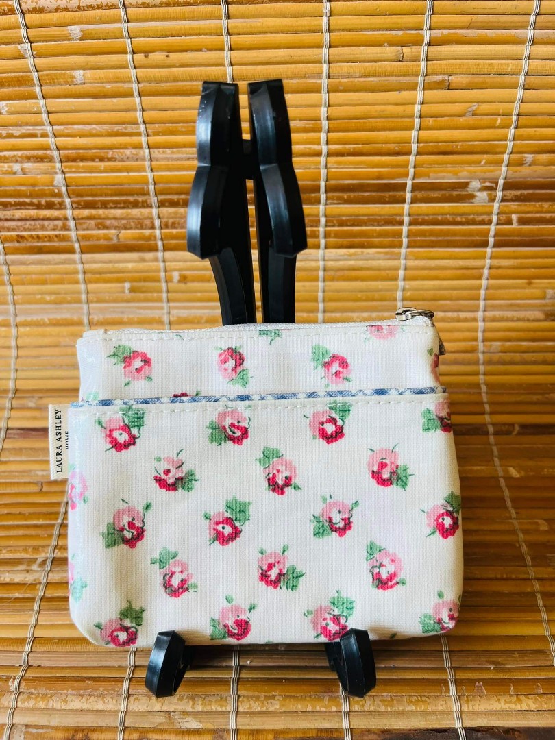 Laura Ashley Home Purse, Women's Fashion, Bags & Wallets, Purses ...