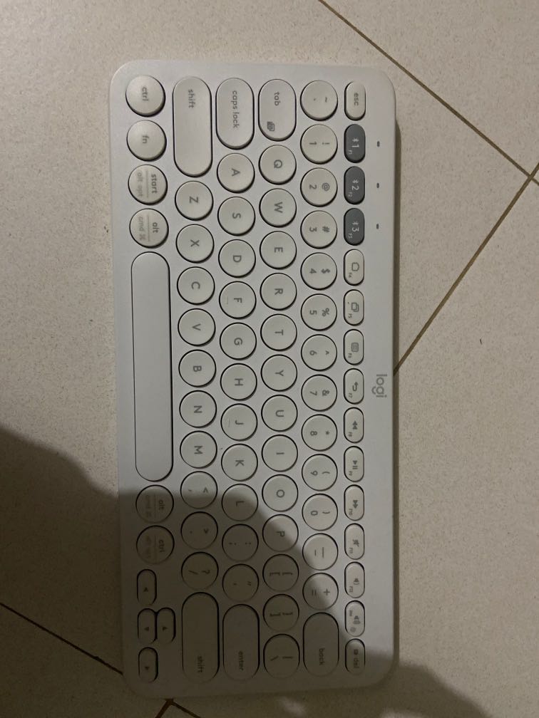 Logitec Wireless Keyboard Computers And Tech Parts And Accessories