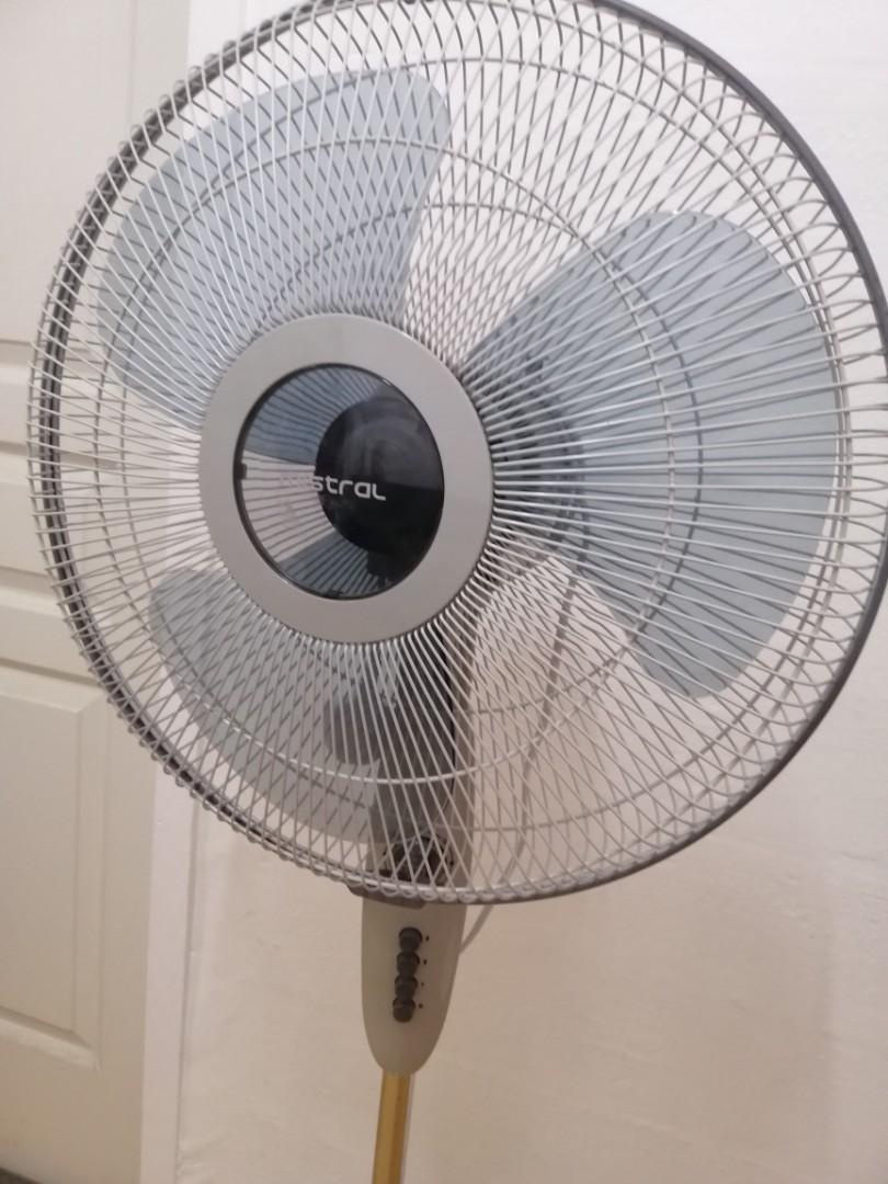 Mistral MSF1643 16 Inch Stand Fan, Furniture & Home Living, Lighting ...