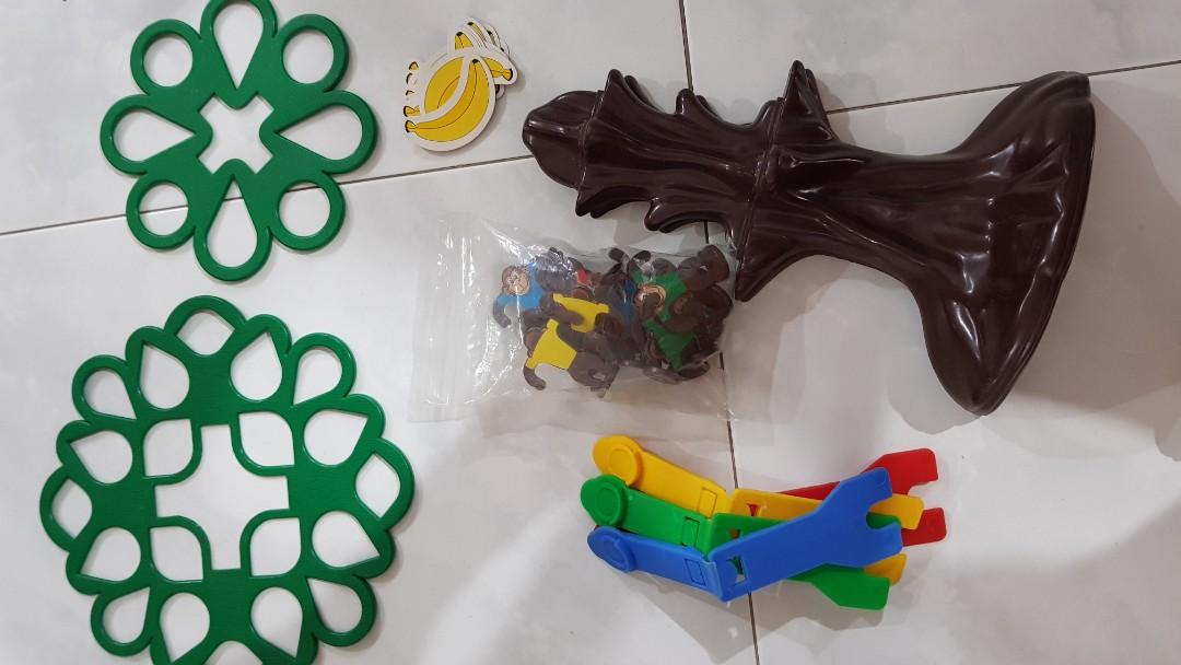 Monkeys Catapult, Hobbies & Toys, Toys & Games on Carousell