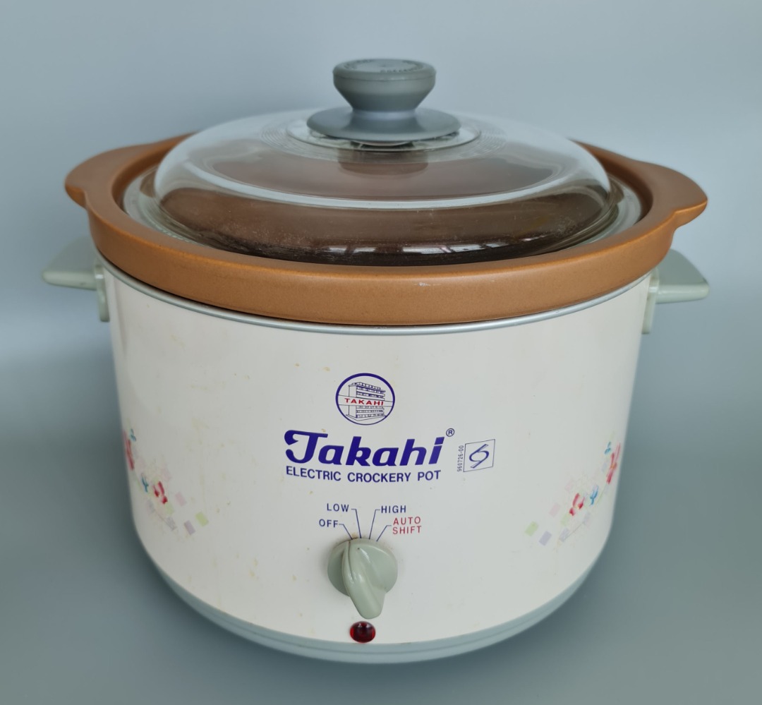 Moving Out Sales! Takahi Slow Cooker 4.7L, TV & Home Appliances, Kitchen Appliances, Cookers on ...
