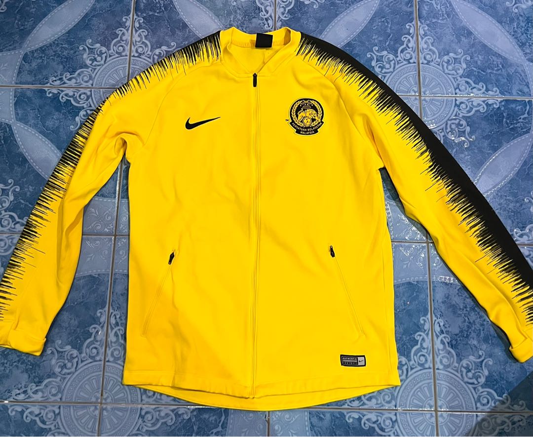 Nike Authentic FAM Game Jacket, Men's Fashion, Activewear on Carousell