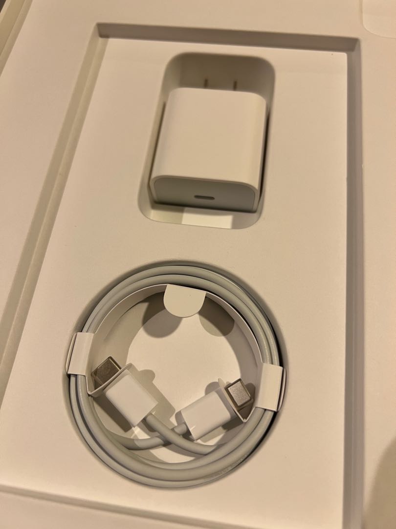 Original Apple 20 Watt USB C Charger with 1 meter USB C Charge Cable ...