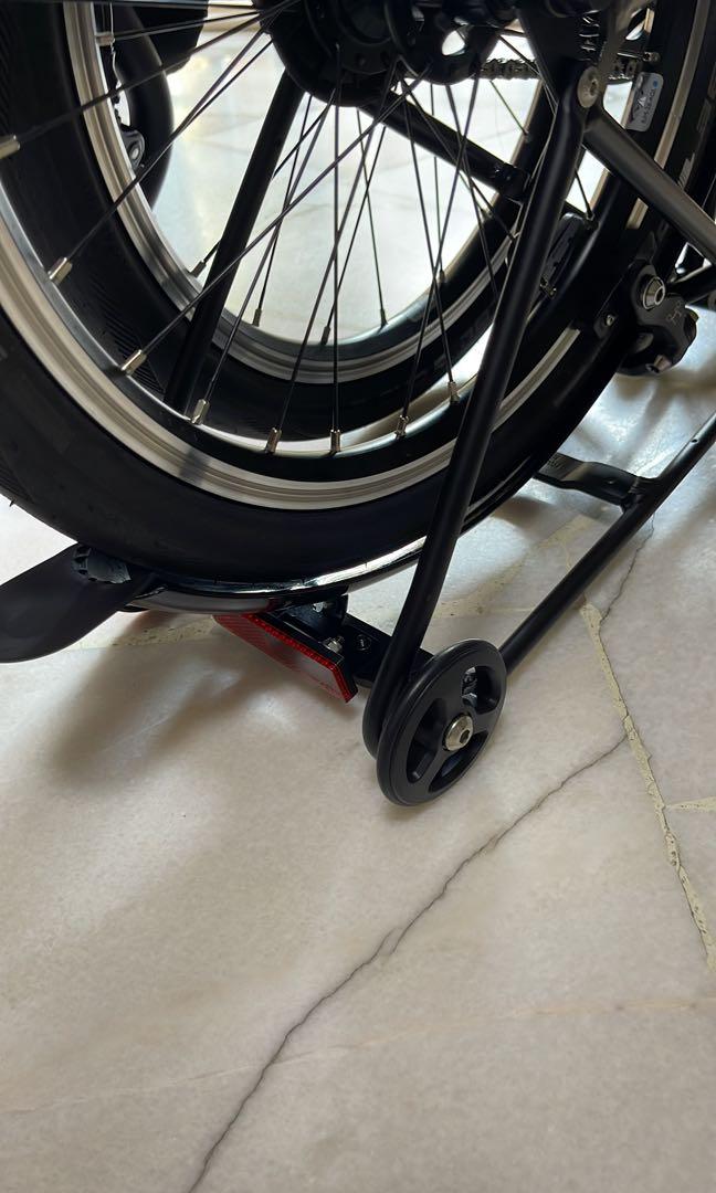 Original Brompton P Line Roller Rack Set, Sports Equipment, Bicycles ...