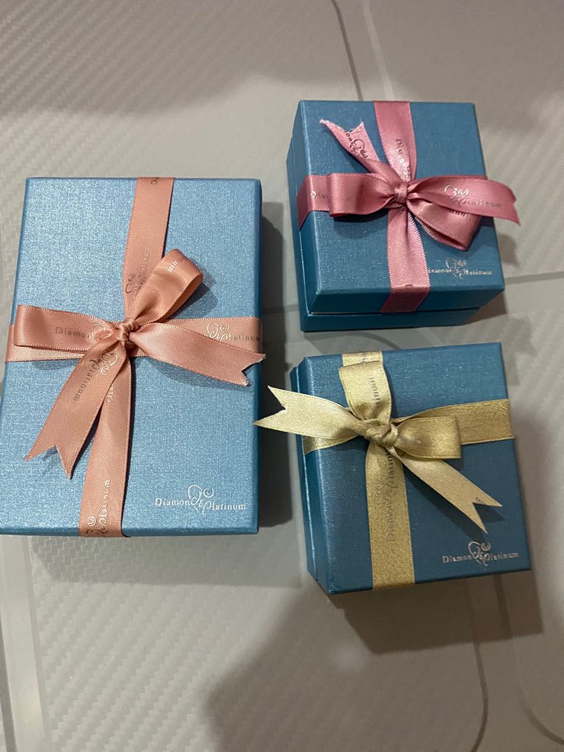 Original Diamond and Platinum gift boxes (empty), Women's Fashion ...