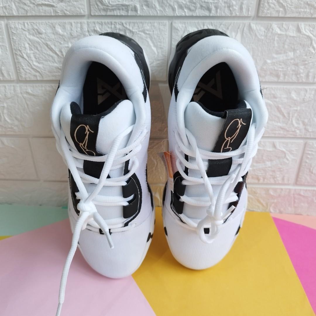 Paul George 6 | PG6 | White/Black, Men's Fashion, Footwear, Sneakers on ...