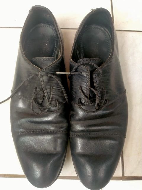 Sepatu lv louis vuitton ori, Fesyen Pria, Sepatu , Sepatu Formal di ...