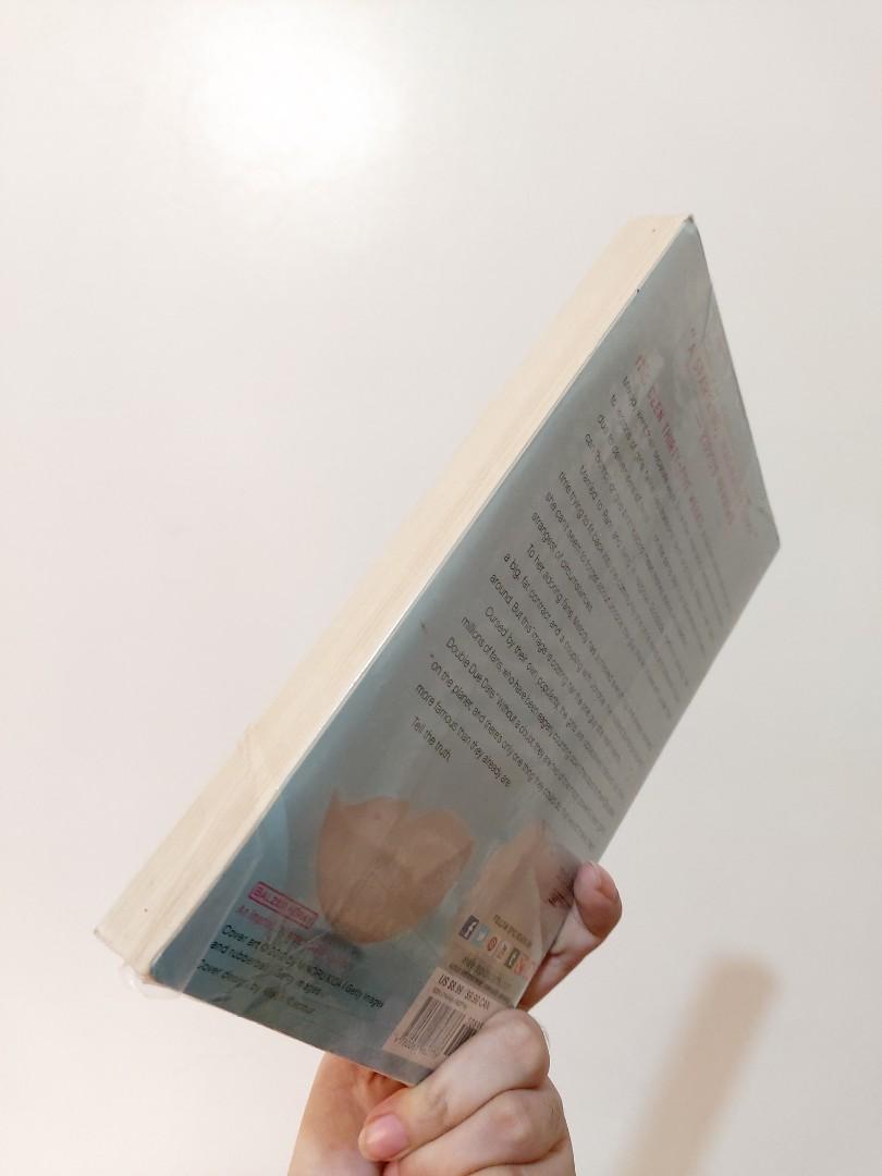 Thumped (Book 2) - Megan McCafferty, Hobbies & Toys, Books & Magazines ...