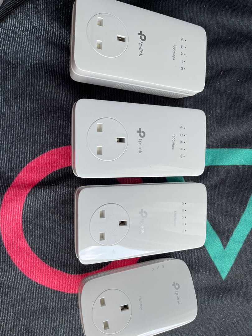 TP-link Wi-Fi extender, Mobile Phones & Gadgets, Other Gadgets on Carousell