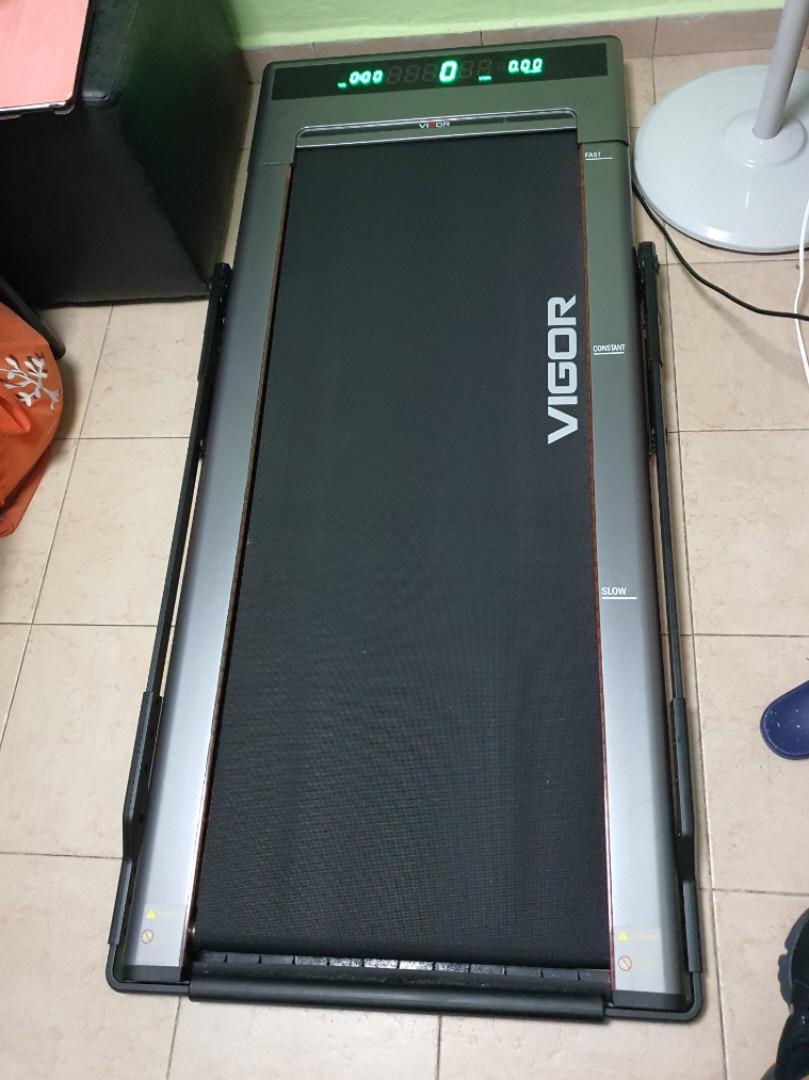 Vigor Treadmill and Walking Machine, Sports Equipment, Exercise ...