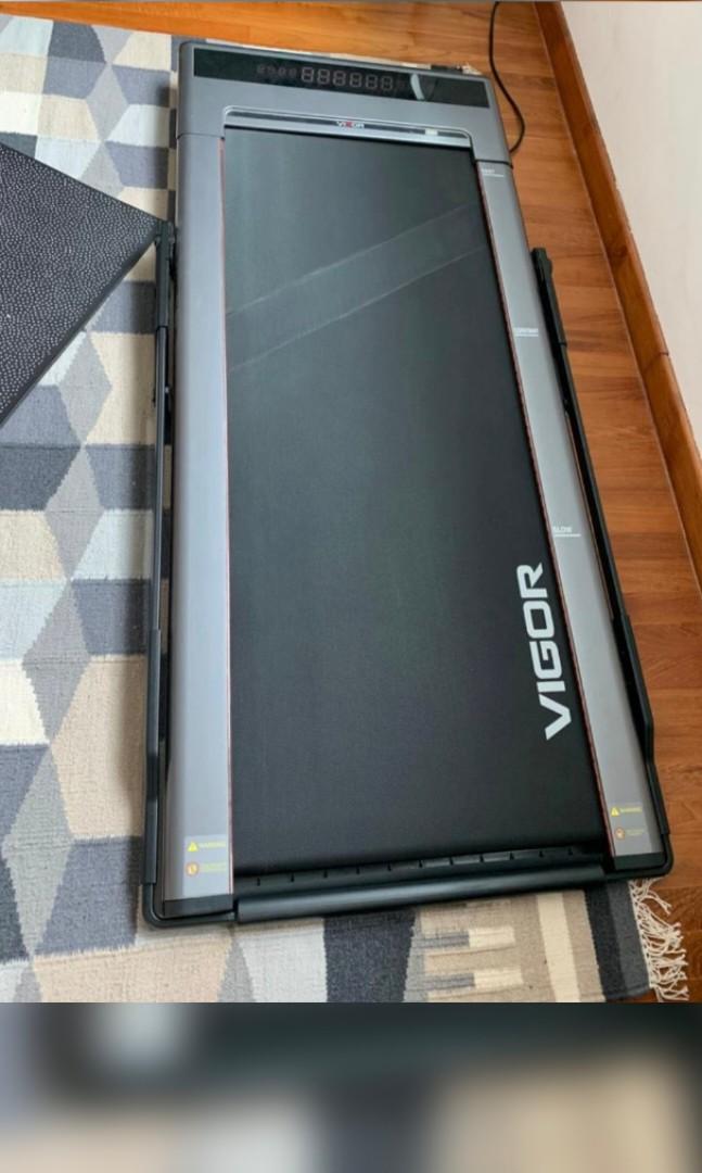 Vigor Treadmill and Walking Machine, Sports Equipment, Exercise ...