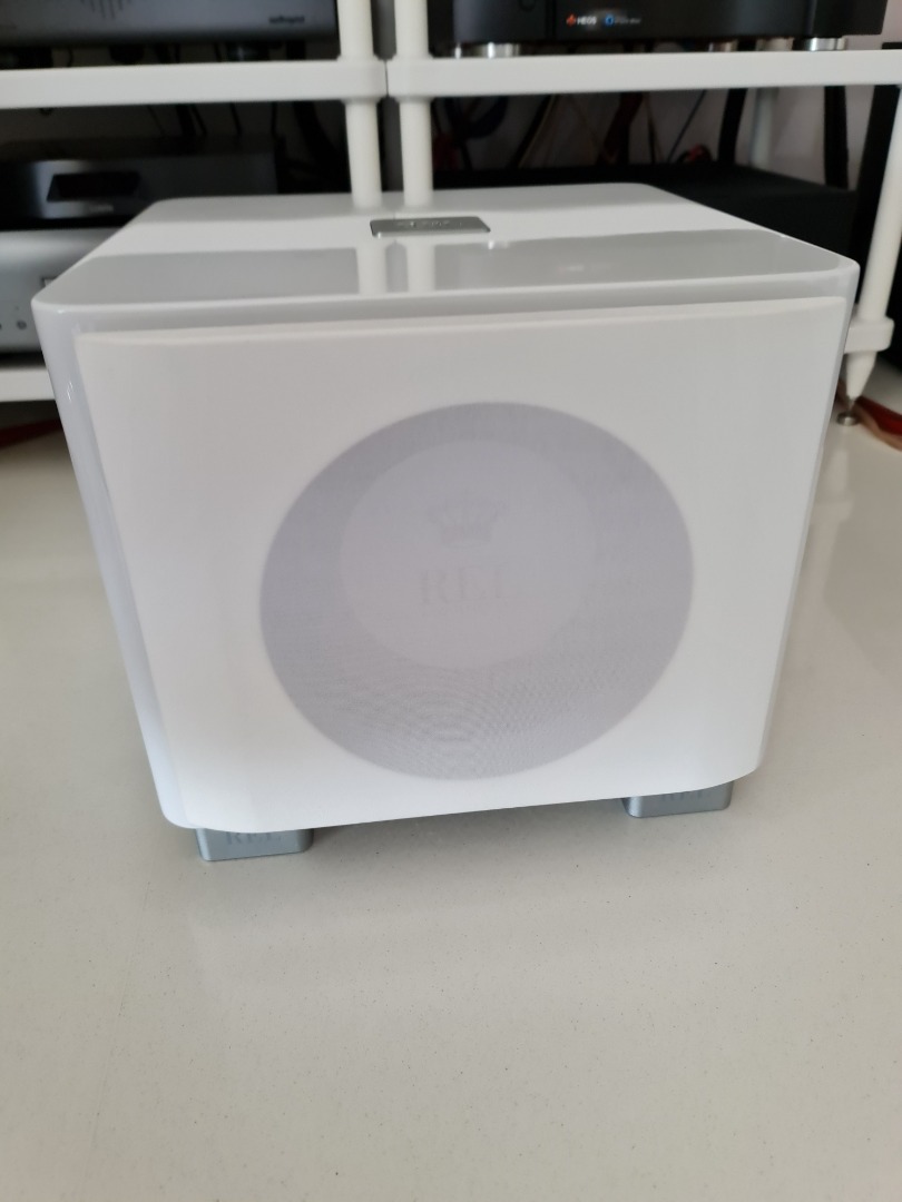 White Rel T7x Subwoofer for Sales! Mint Condition!, Audio, Other Audio ...