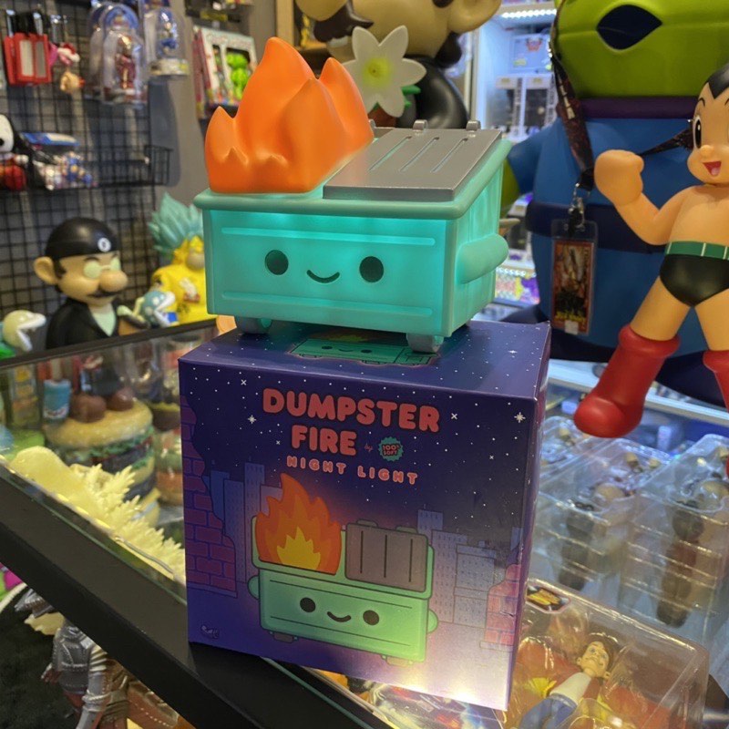 「現貨」燃燒垃圾筒 (超級災難）垃圾桶 dumpster fire 觸控亮燈 燃燒火焰 夜燈 led 小夜燈, 傢俬＆家居, 燈飾及風扇 ...