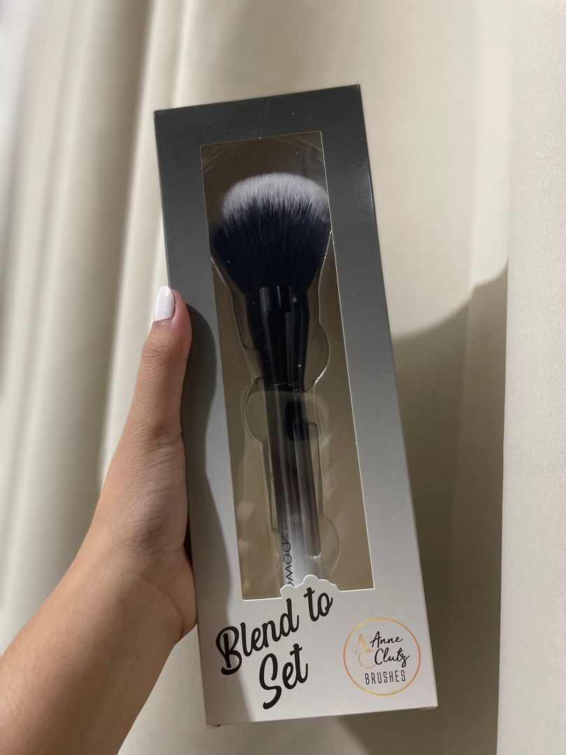 Anne Clutz Power Brush, Beauty & Personal Care, Face, Makeup on Carousell