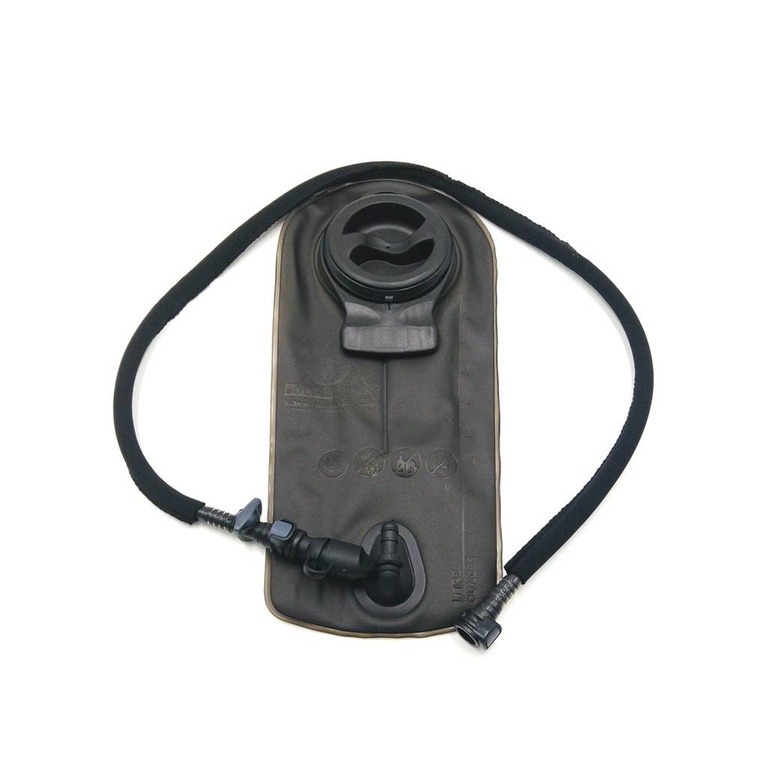 Army Low Profile Drinking Water Bladder 2L, Furniture & Home Living ...