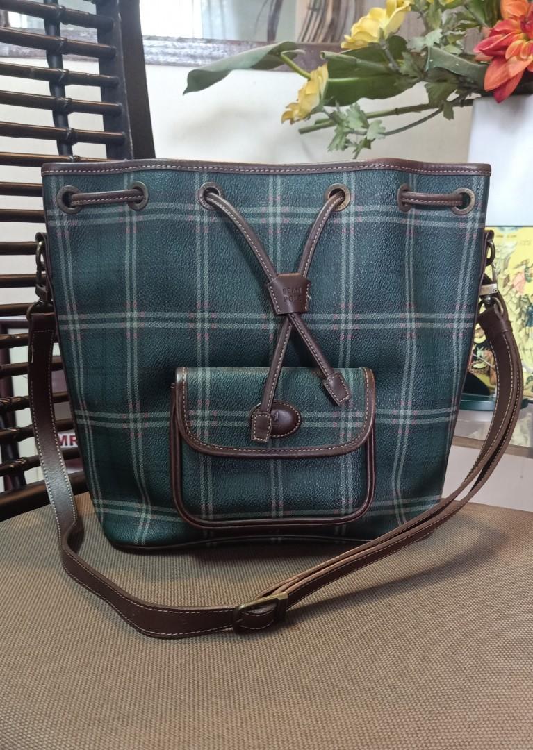 Beanpole bucketsling, Women's Fashion, Bags & Wallets, Cross-body Bags ...