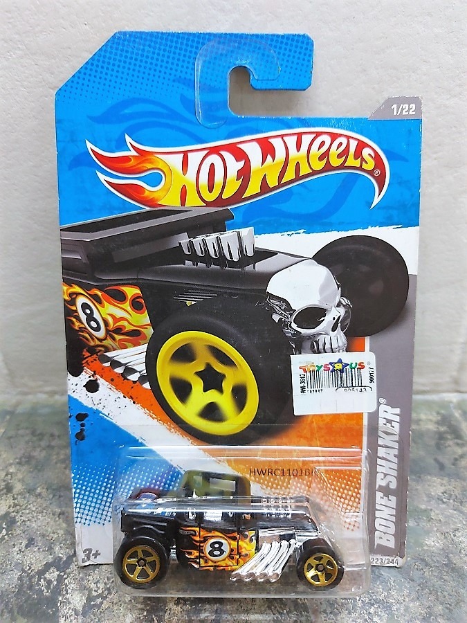 BONE SHAKER - Hot Wheels 2010 HW Video Game Heroes Series, Hobbies & Toys, Toys & Games on Carousell
