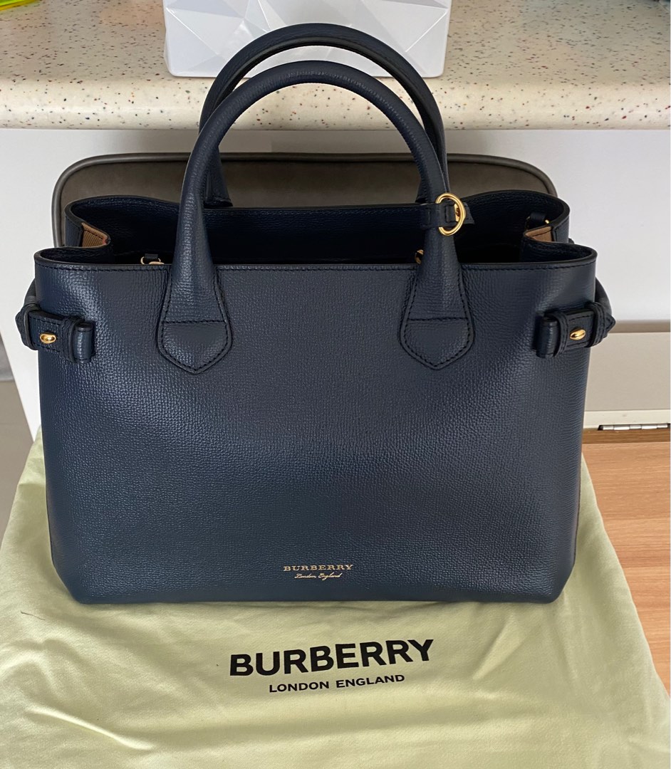 Burberry Medium Banner Tote In Leather And House Check Ink Blue, 名牌, 手袋 ...