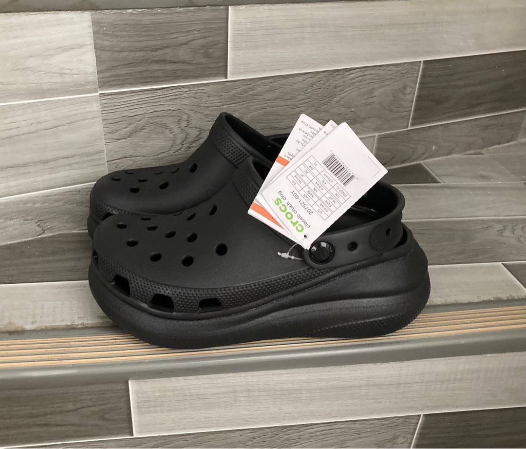 Crocs Classic crush clog, Women's Fashion, Footwear, Slippers and ...