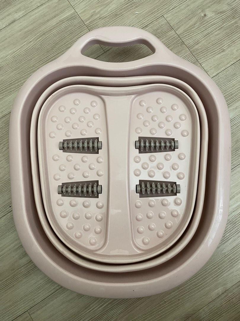Foldable foot basin, Beauty & Personal Care, Foot Care on Carousell